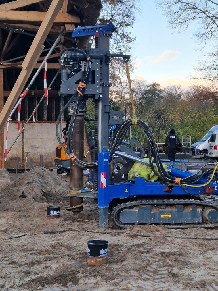 Wat kosten Heipalen? – Bereken de prijs voor funderingspalen